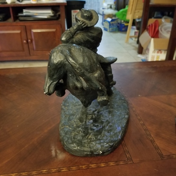 Austin Productions | Other | 979 Austin Productions Chalkware Bull ...